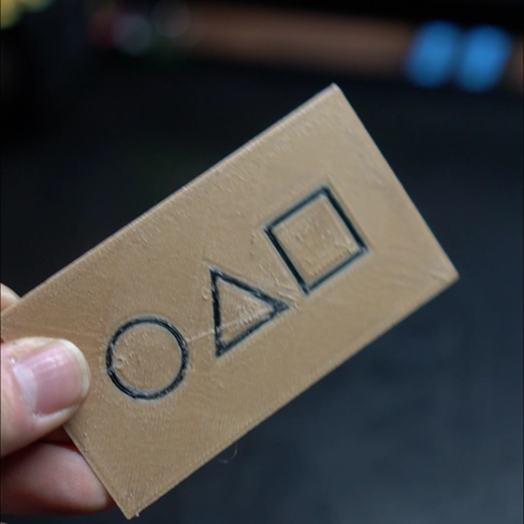 PAPERCRAFT SQUID GAME - CMJ paper